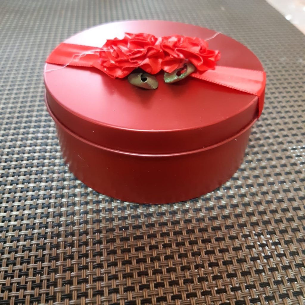 Round Red Box - Celebrate Eshop